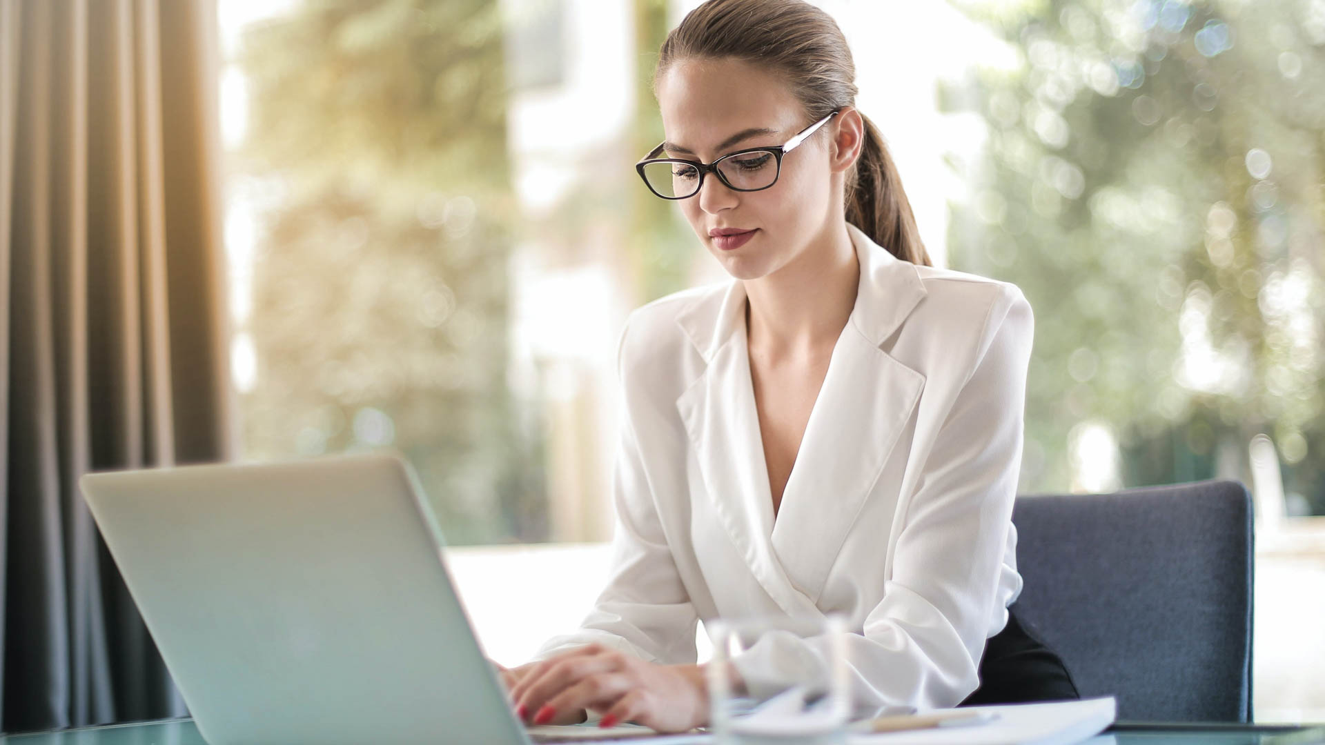 Salaried Employee: A Clear Guide to Understanding What It Is - Resumehead
